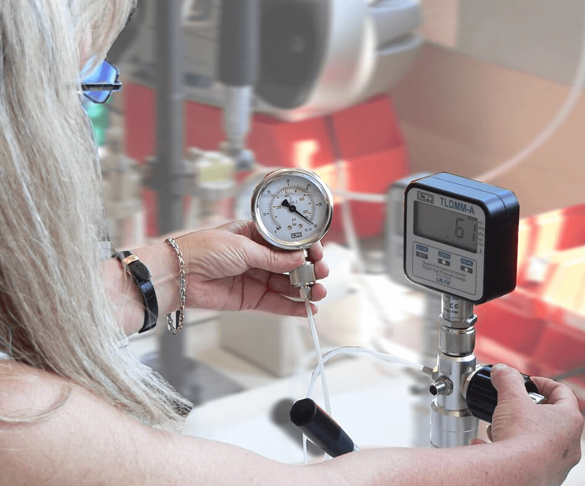 LR-Cal LPP 60-T pressure comparison test pump