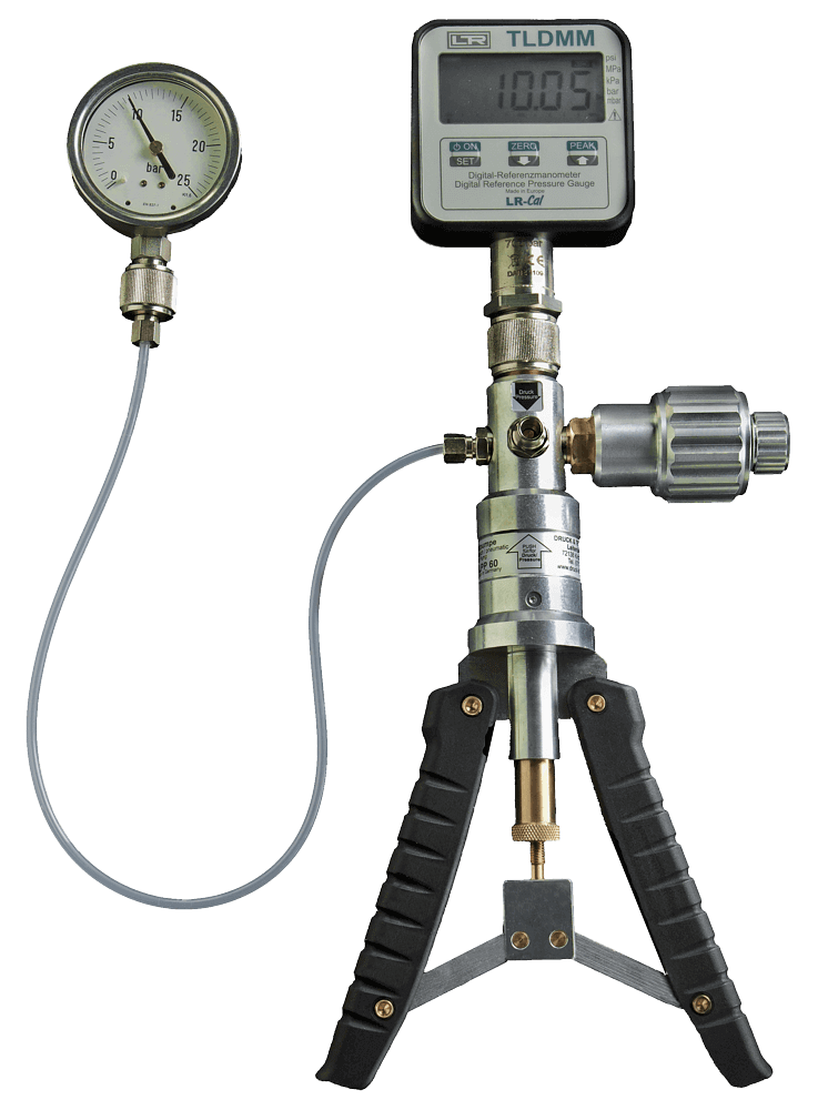 LR-Cal LPP 60 pressure test pump